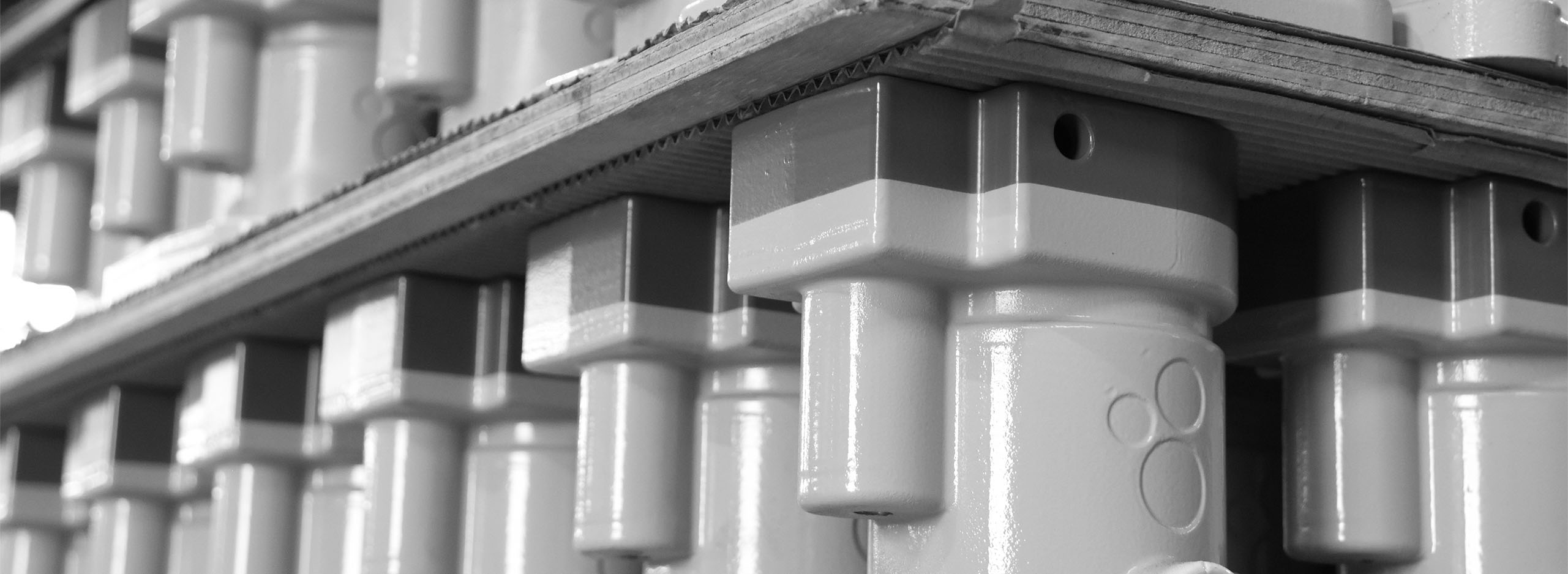 KonNx UK | AS Range | Restrained Plugs and Receptacles